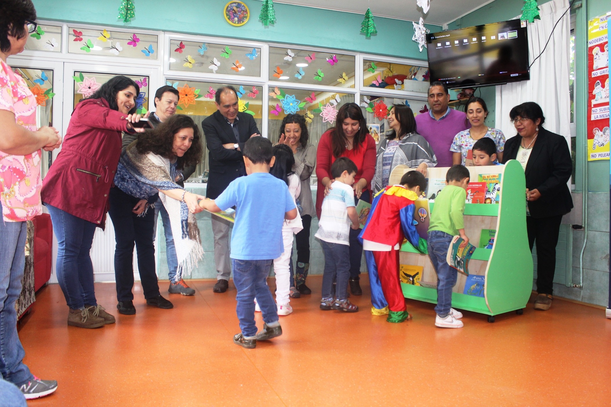 Charla la realidad del SENAME - Universidad de los Andes