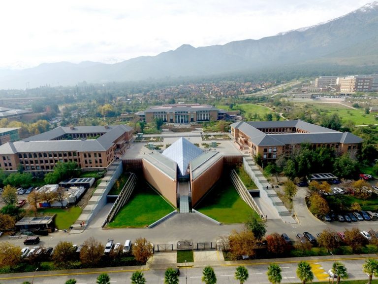 Noticias - Universidad de los Andes consolida su posición en el QS ...