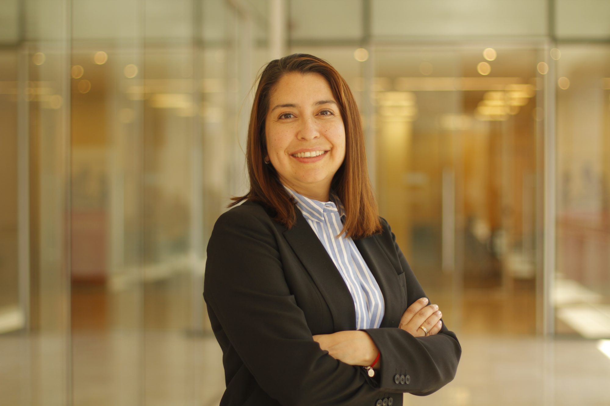 Noticias - Andrea López es nombrada directora de la Escuela de ...