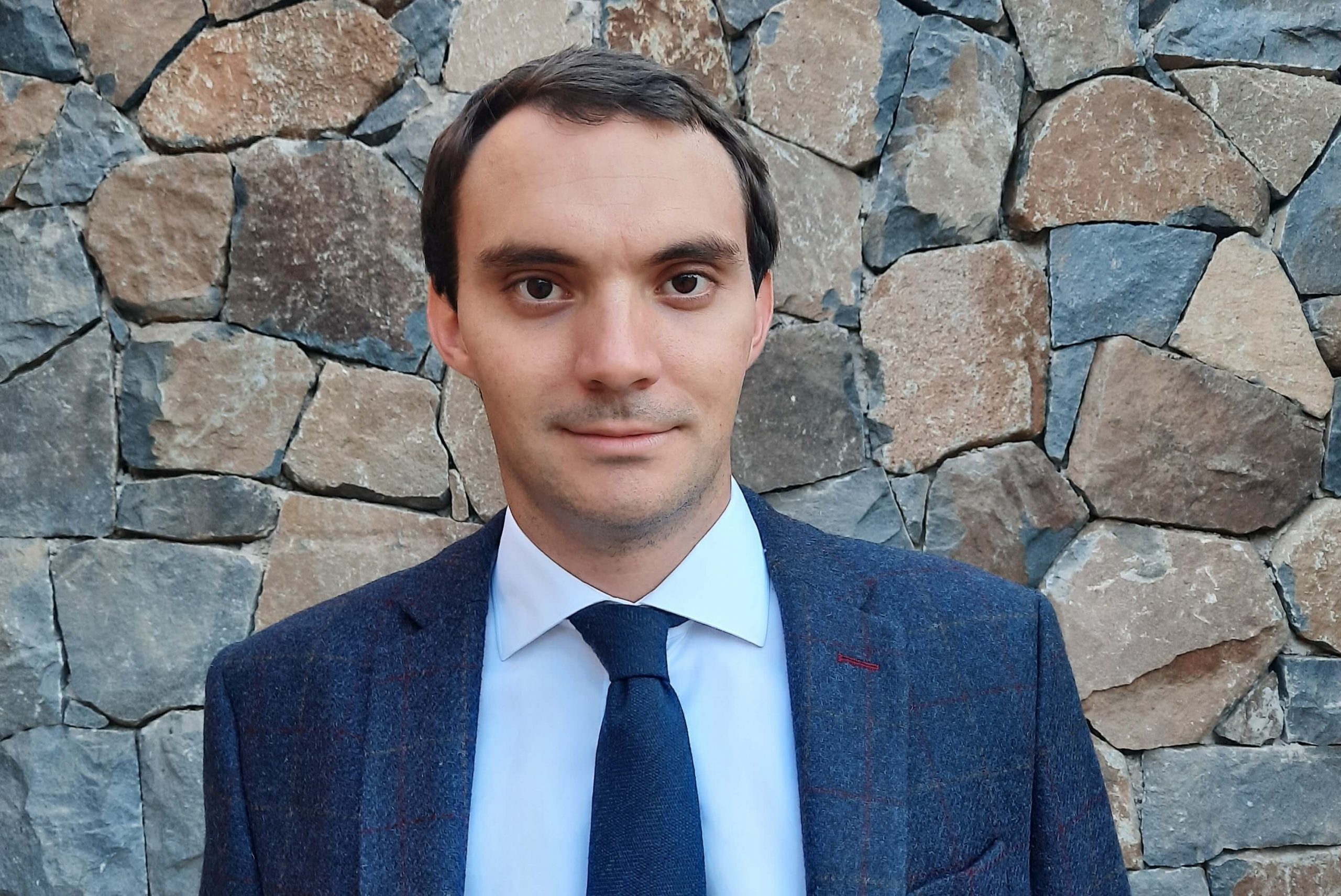 Noticias - José Alberto Allende (DER’12): “agradezco que en la Facultad ...