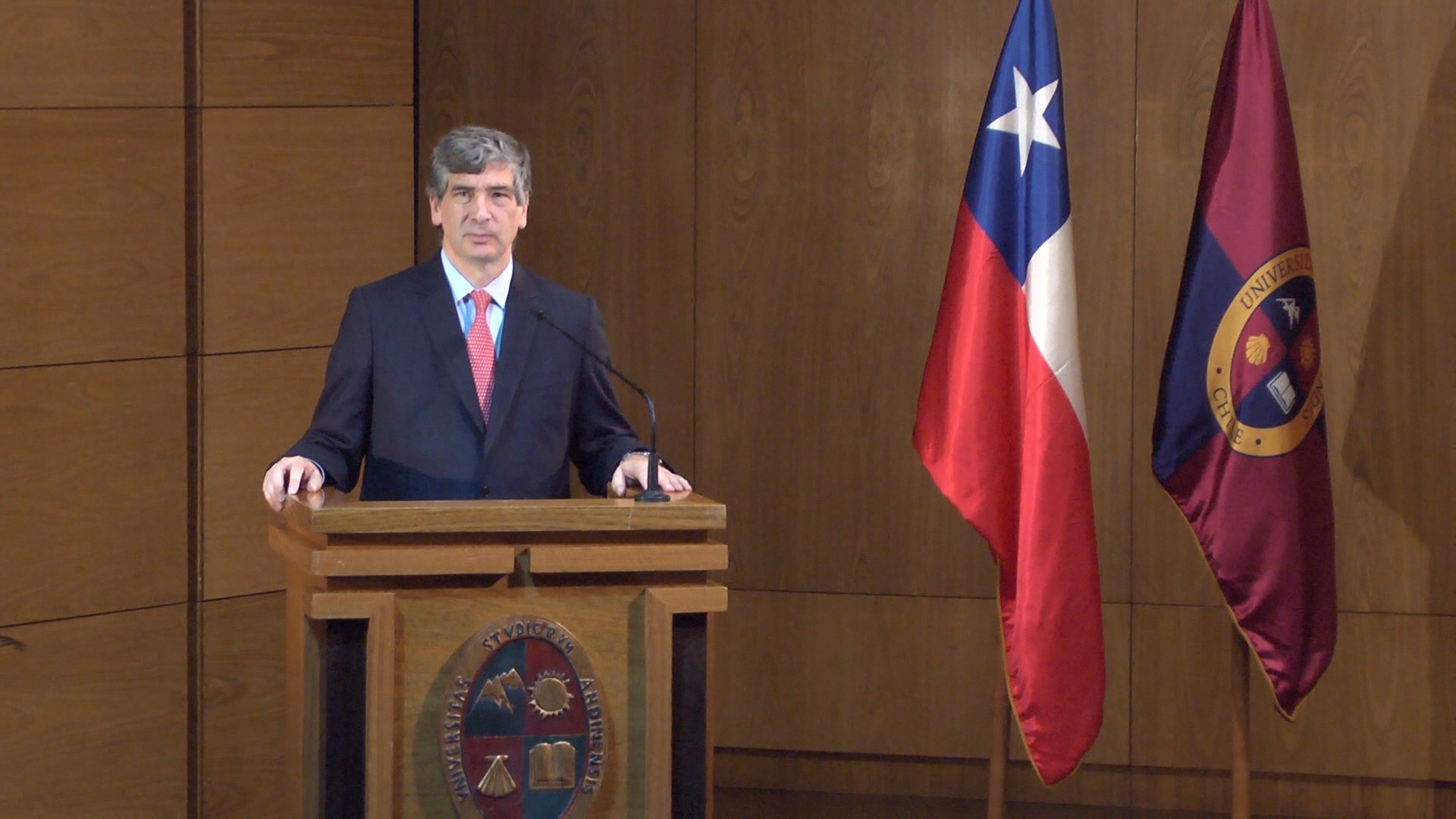 Noticias - Profesor Daniel Mansuy analiza los límites del progreso en ...