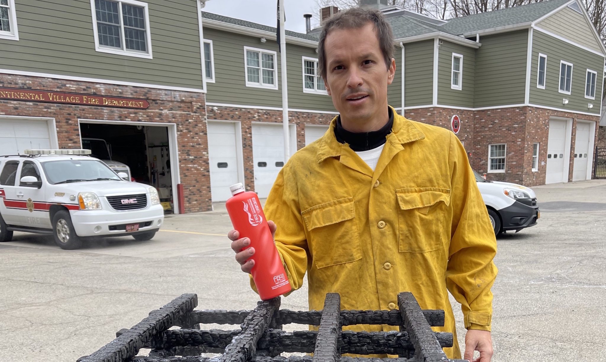 Noticias - Alumni ICOM emprende en el negocio de los extintores ...