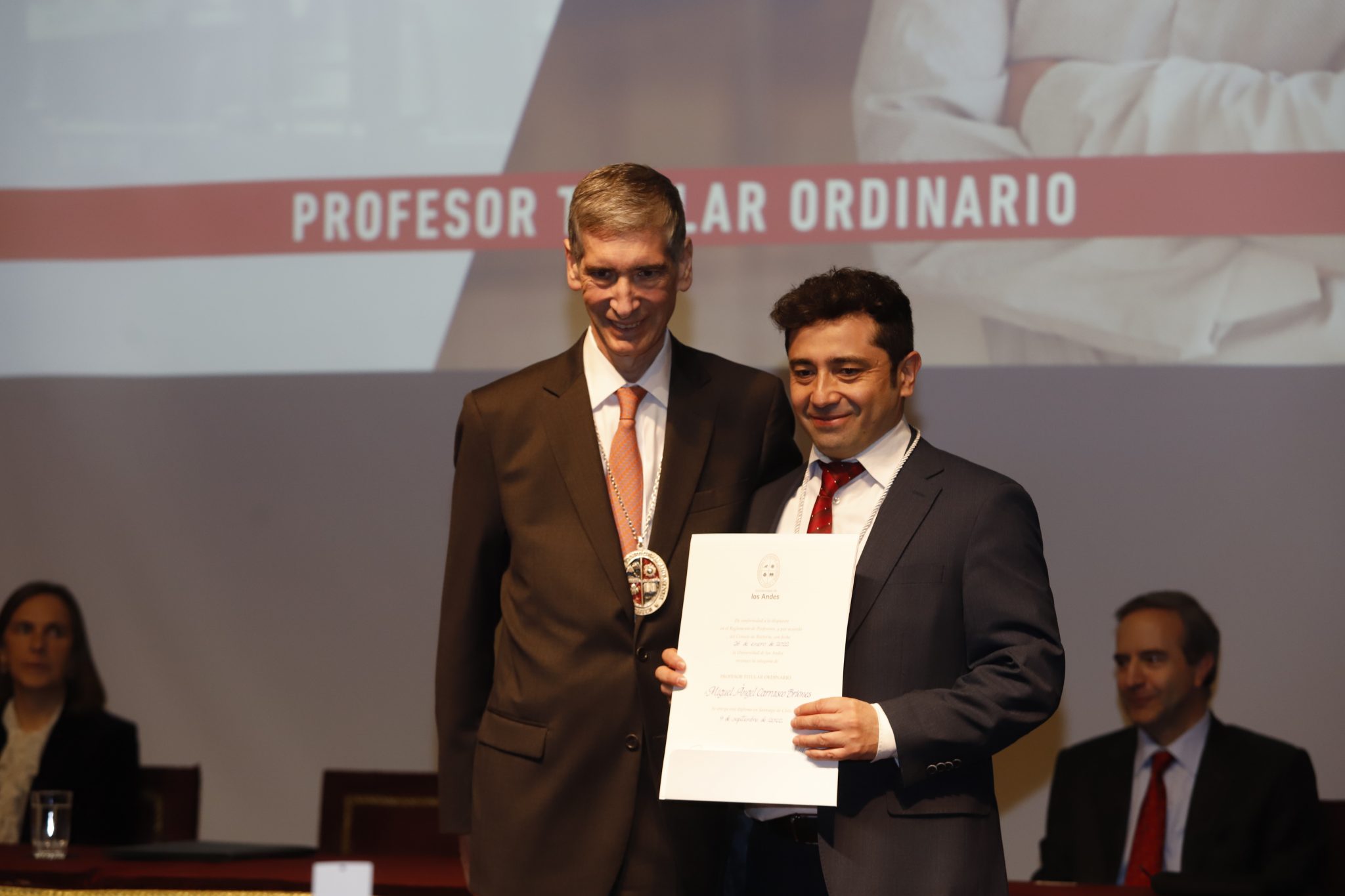 Noticias - UANDES celebra 33 años de historia - Universidad de los Andes