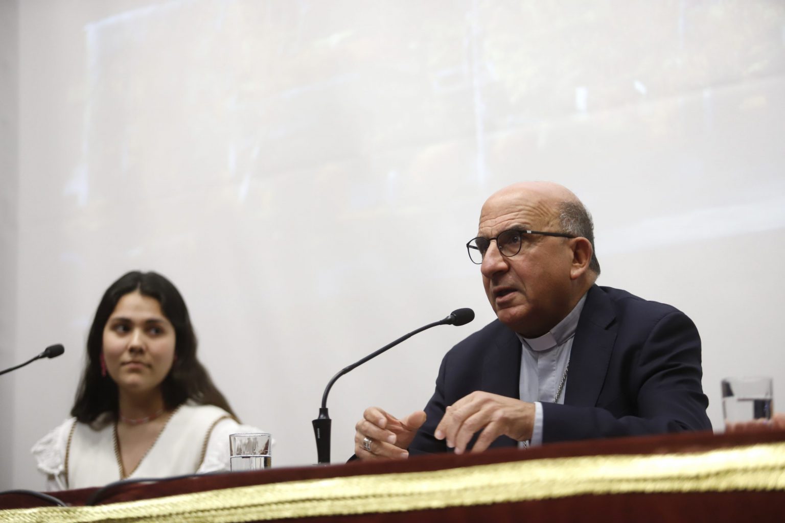 Noticias - Monseñor Fernando Chomalí: “Nuestro país está viviendo un ...
